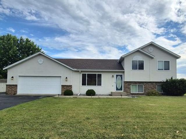 507 Gumtree St NE, Saint Joseph, MN 56374