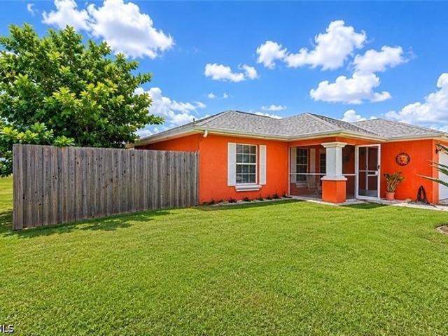 507 Diplomat Pkwy E, Cape Coral, FL 33909