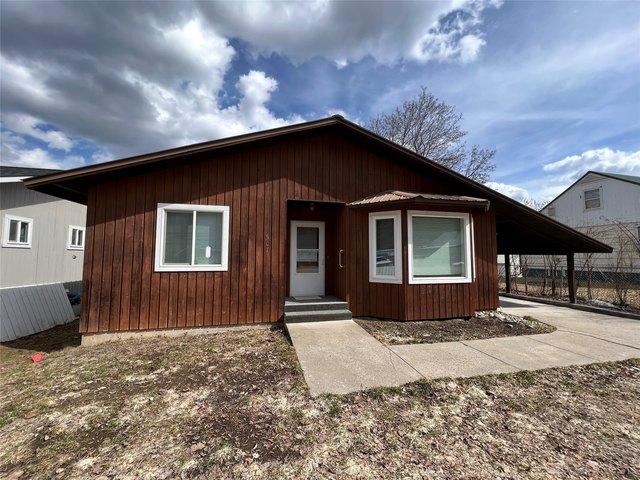 507 E Grant Ave, Troy, MT 59935