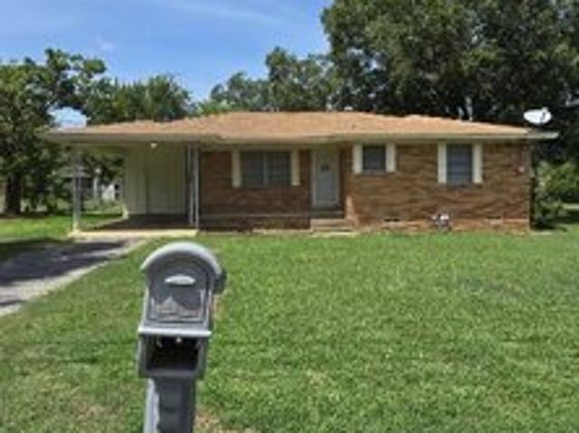 507 E Mitcham St, Malakoff, TX 75148