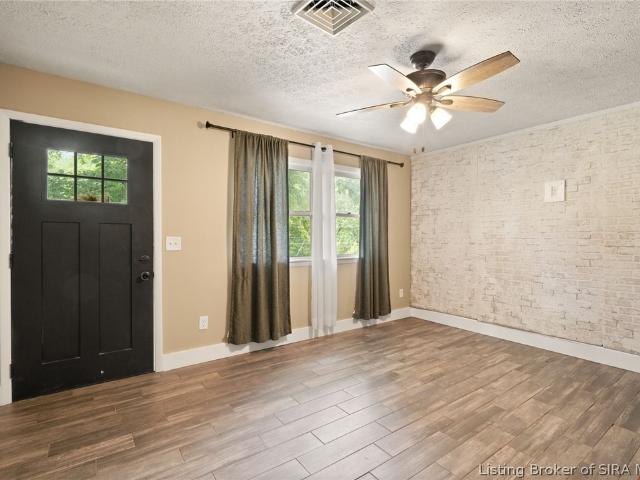 507 East Main Street NW