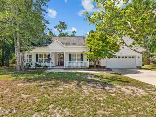 507 Oak Pond Point, Hubert, NC 28539
