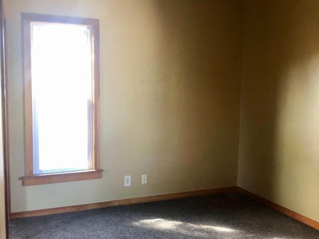507 Oak St 3 Bedroom Apartment for Rent at 507 Oak St, Rockford, IL 61104