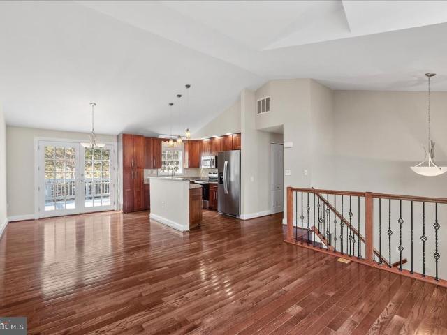 507 Lindsay Court