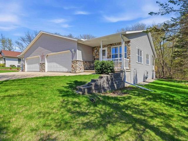 507 Monroe St, Beaver Dam, WI 53916