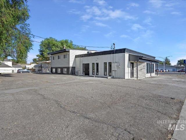 507 Main Ave W Suite 101