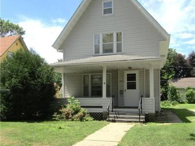 507 N 3rd St, Montevideo, MN 56265