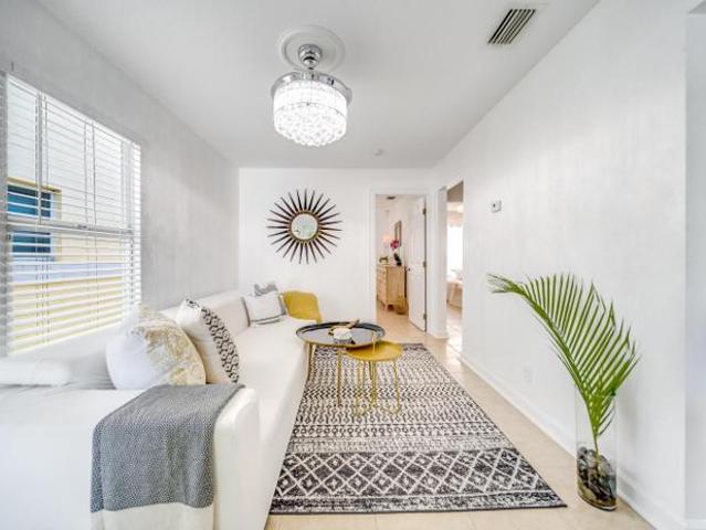 507 N K St, Lake Worth Beach, FL 33460