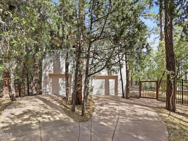 507 N SPUR Drive