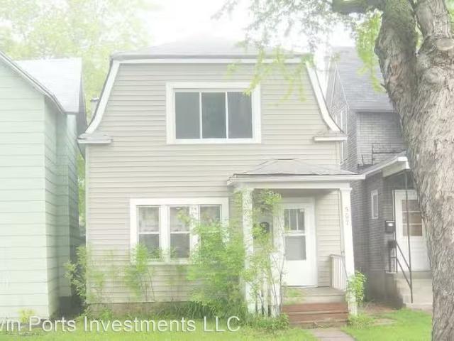 507 North 57th Avenue West 2 507 North 57th Avenue West