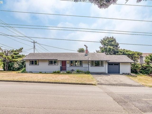 507 NW 12th St, Newport, OR 97365