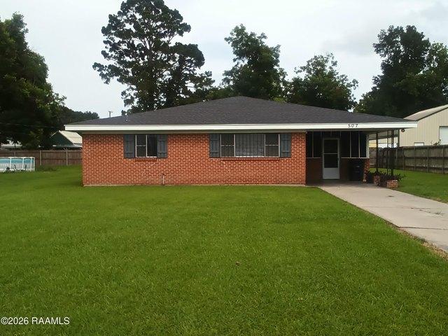 507 S Evangeline St, New Iberia, LA 70560