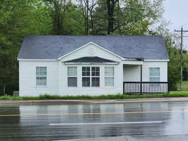 507 S LINCOLN AVE, STAR CITY, AR 71667 Single Family Residence.