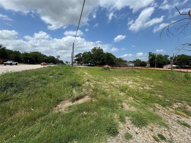 507 S McDonald St, McKinney, TX 75069