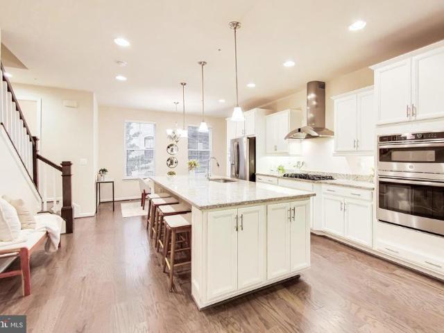 507 Silver Clipper Lane