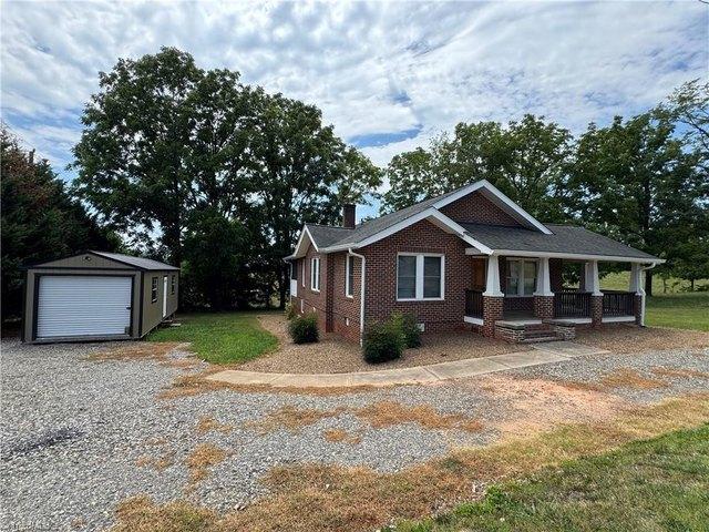 507 Sparta Rd, North Wilkesboro, NC 28659