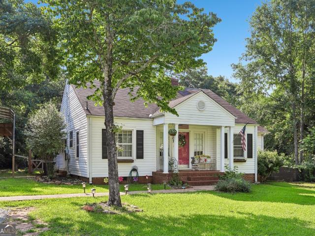 507 Stewart Avenue