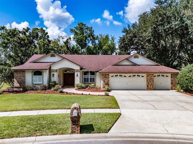 507 Surrey Ln, Lutz, FL 33549