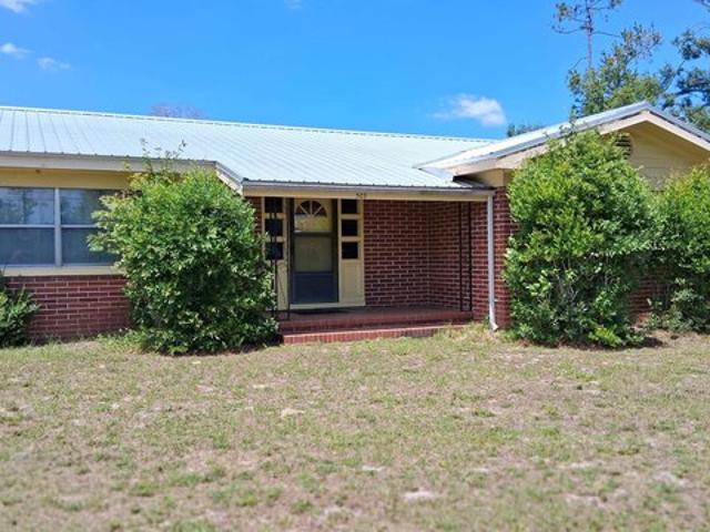 507 Plantation Rd, Perry, FL 32348