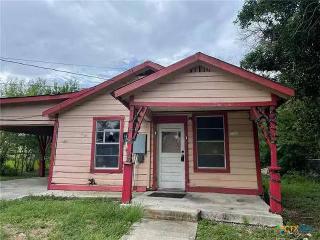 507 RILEY ST, SEGUIN, TX 78155 Single Family Residence For Sal.