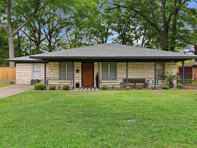 507 W Harrison St, Jefferson, TX 75657