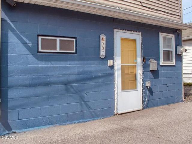 507 W Olive St, Mount Carmel, PA 17851