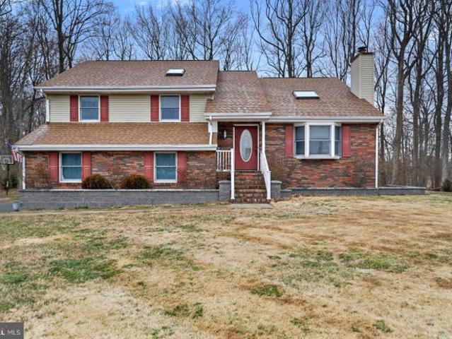 507 Waterside Dr, Felton, DE 19943