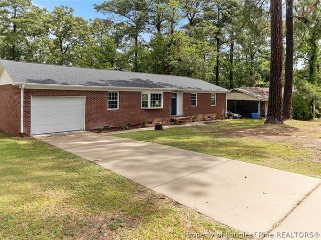 507 Warmsprings Dr, Fayetteville, NC 28303