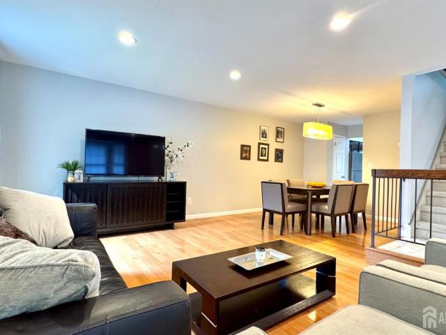 507 Timber Oaks Road