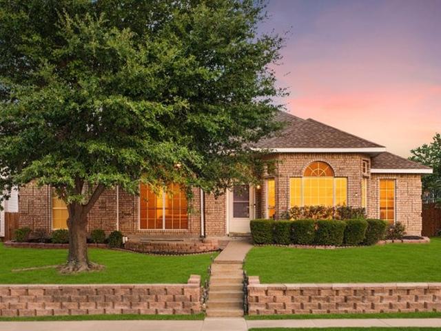 5084 Lakeshore Blvd, The Colony, TX 75056