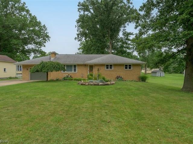 5085 E Rockwell Rd, Austintown, OH 44515