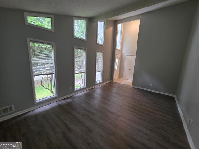 5085 Rock Glen Drive