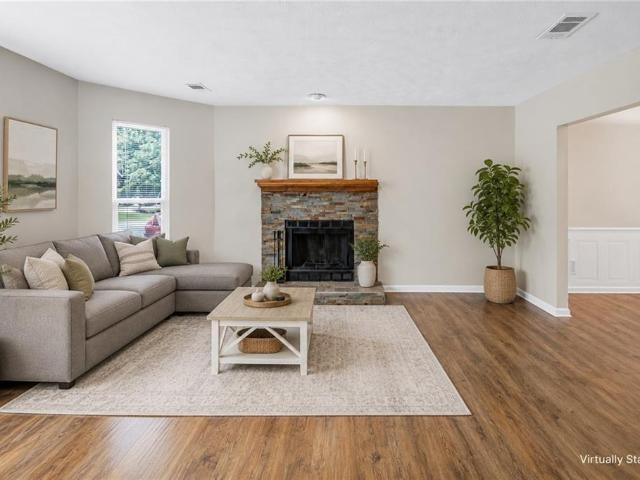 5086 N Woodbridge Trail