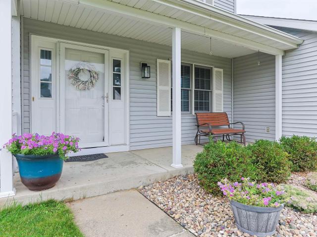 50885 Lexington Glen Drive