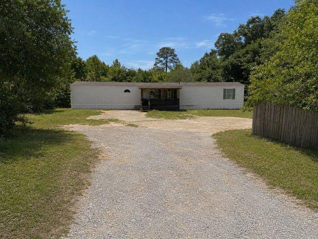 5088 Antioch Rd, Crestview, FL 32536