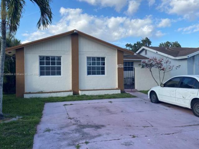 5089 NW 195th Ln, Miami Gardens, FL 33055