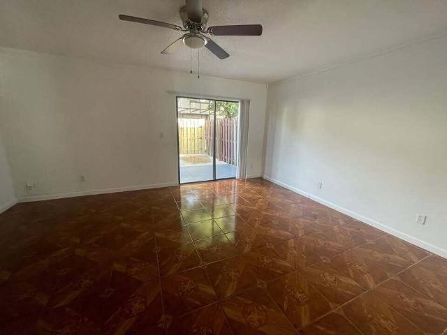 5089 Breckenridge Pl, Unit 23, West Palm Beach, FL 33417 | MLS #R11079 | Compass