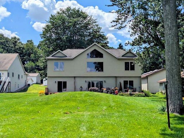 50818 Cornwall Rd, Bristol, IN 46507