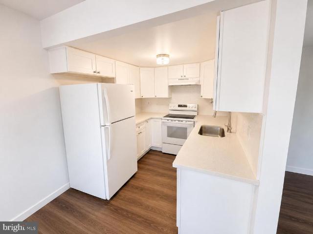 5081 Defford Place # 2ND FLOOR UNIT A