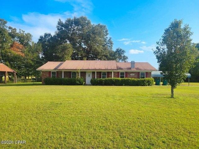 5081 8th Ave, Malone, FL 32445