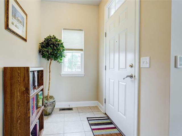 5082 Cheshire Glen