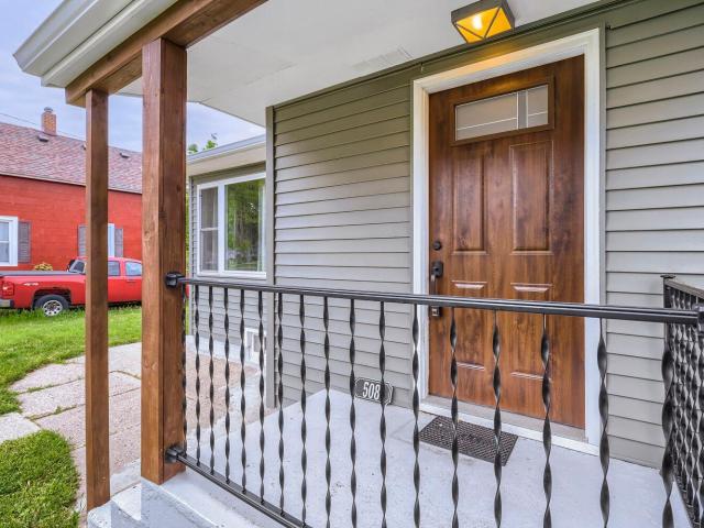 508 3rd Street NE