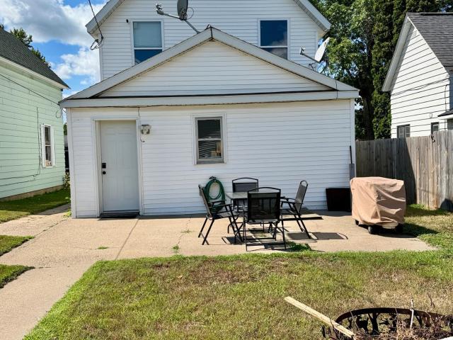 508 4th Street NE