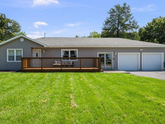 508 5th Ave, Sherrard, IL 61281