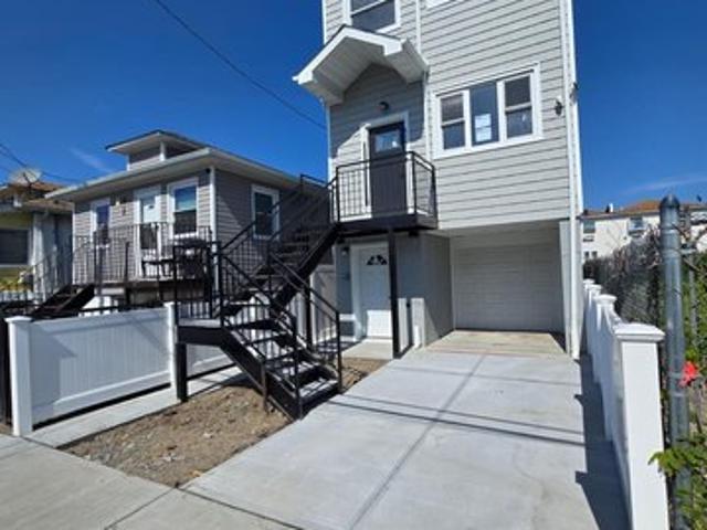 508 Beach 45 St, Far Rockaway, NY 11691