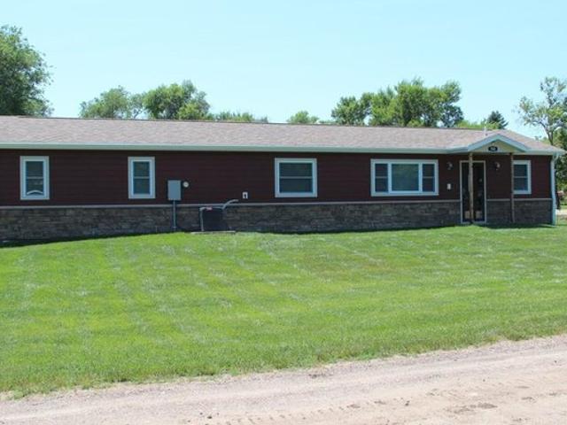 508 E 8th St, Gregory, SD 57533