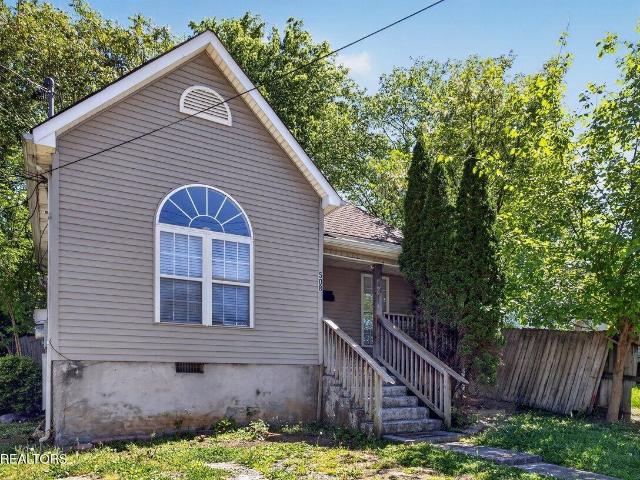 508 E Woodland Ave, Knoxville, TN 37917 | MLS #3178 | Compass