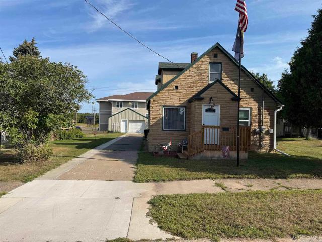 508 E Grand Boulevard