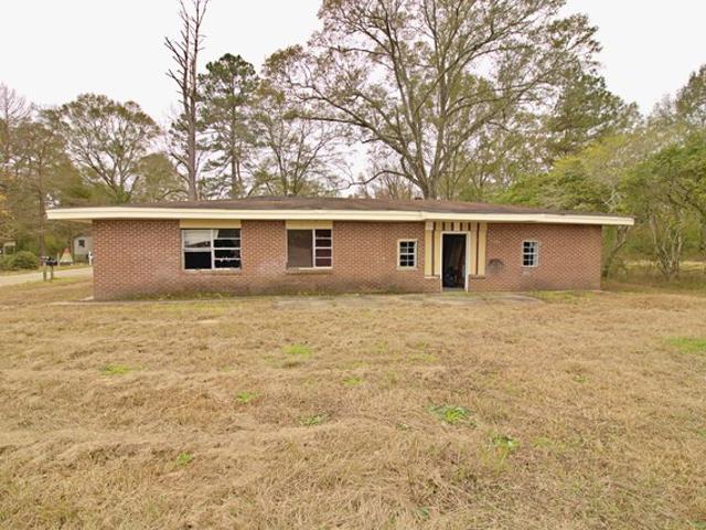 508 E Main St, Lumberton, MS 39455