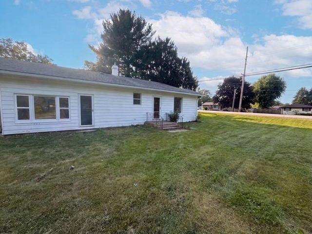 508 E Sigler St, Hebron, IN 46341